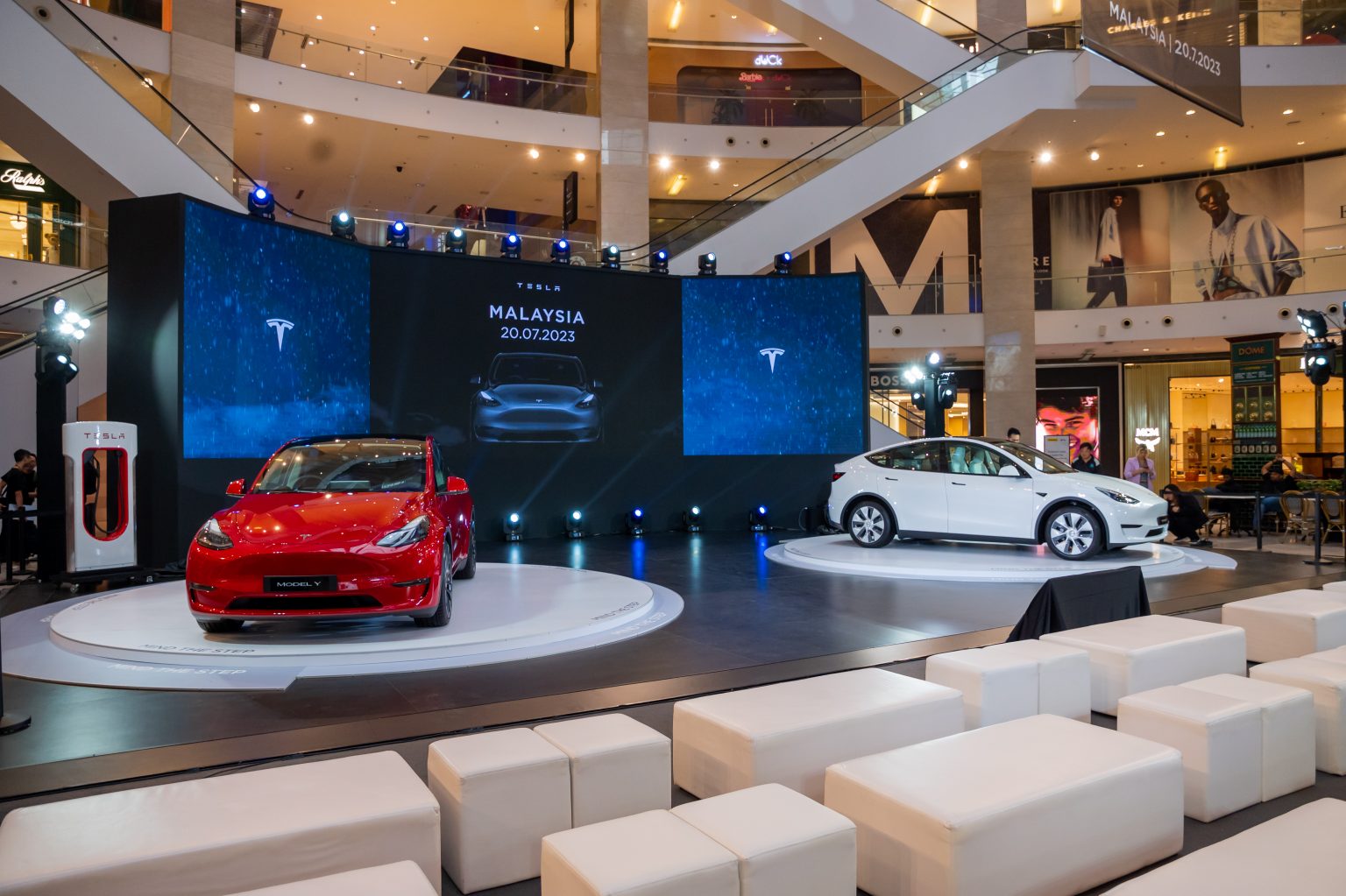 hawtdotz | Launching